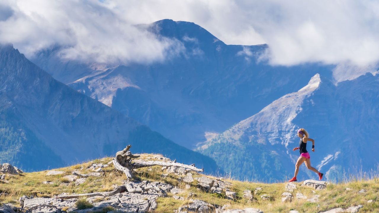 Waarom trailrunning verslavender is dan hardlopen op asfalt - Bergsport.nl